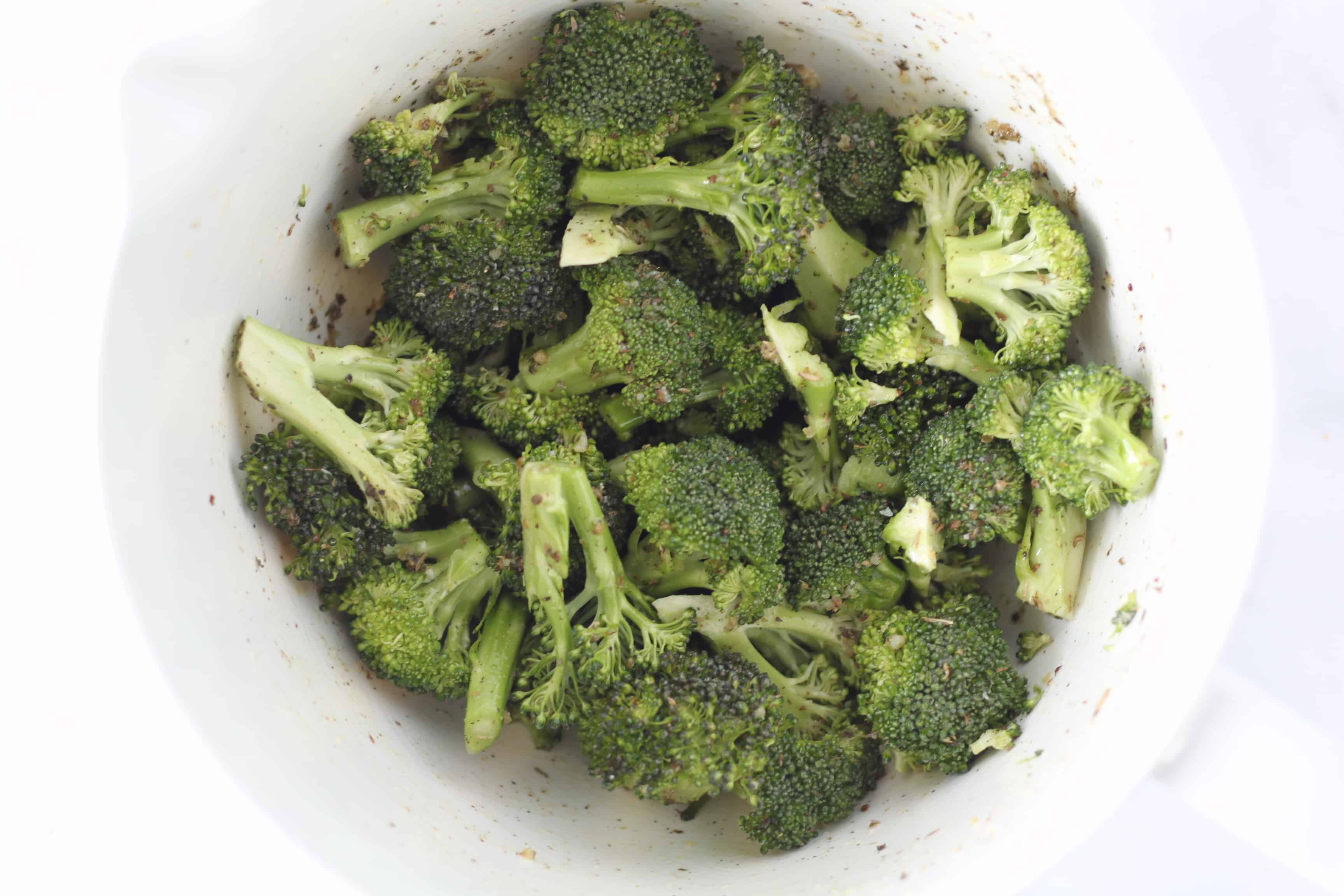 Oven Roasted Broccoli with Garlic and Herbs (Paleo Keto Broccoli ...