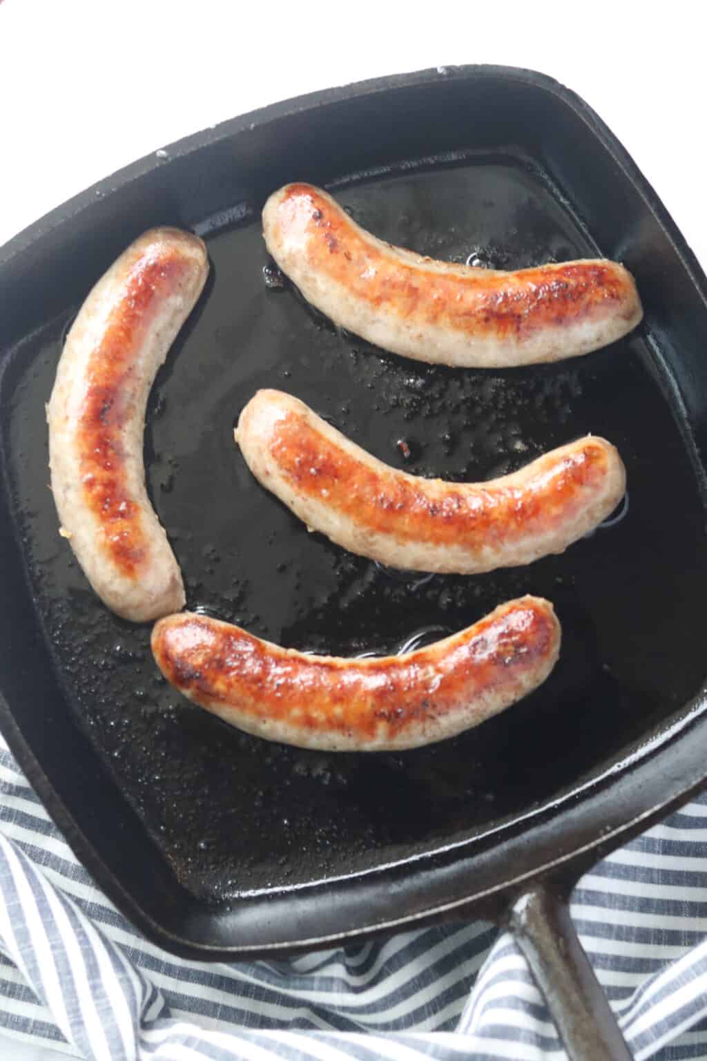 How Long to Boil Brats (+Boiled Beer Brats Recipe) - Whole Lotta Yum